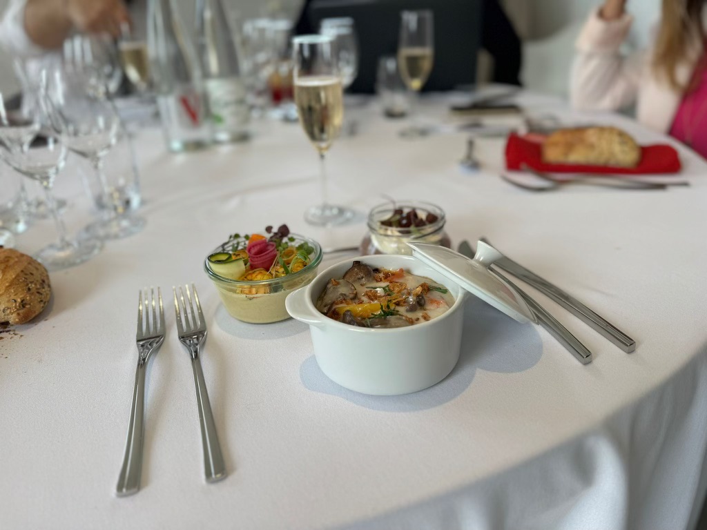 Diner Spectacle - Cirque Arlette Gruss - Spectacle des 40 ans du cirque